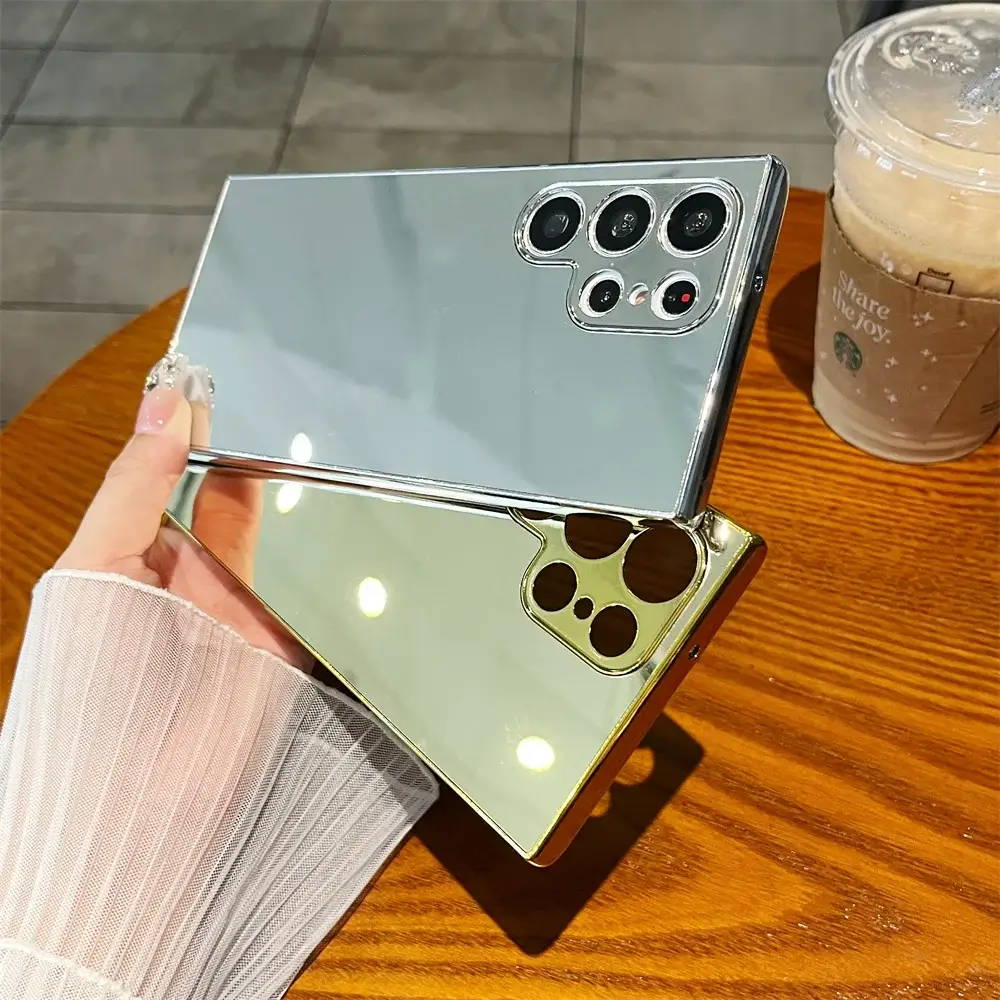 Elegant Gold Mirror Smartphone Case - Premium Luxury Design for S24 ...